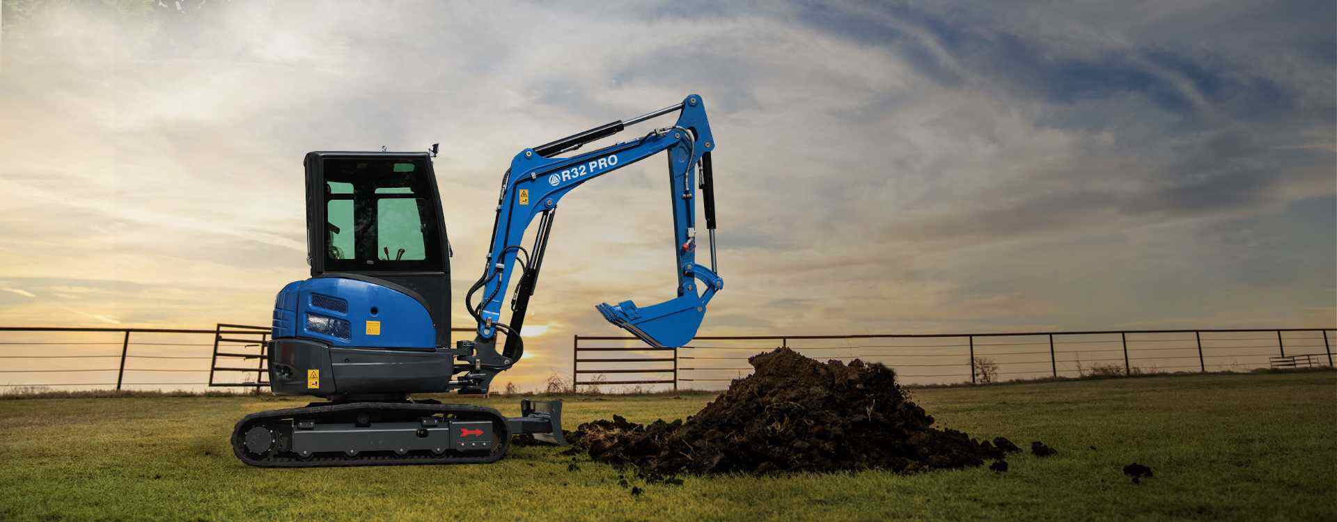 Mini Excavator R32 - Chinese Mini Excavator-Loader-Rippa Forklift-Rippa ...